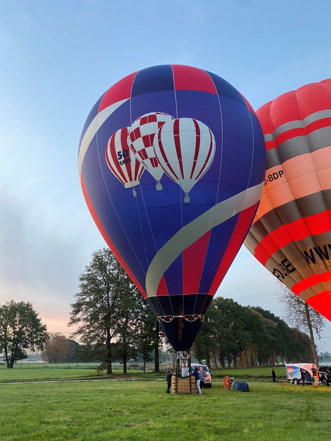 Cameron Racer TR-65 vanuit België naar alle Europese verdelers ...
